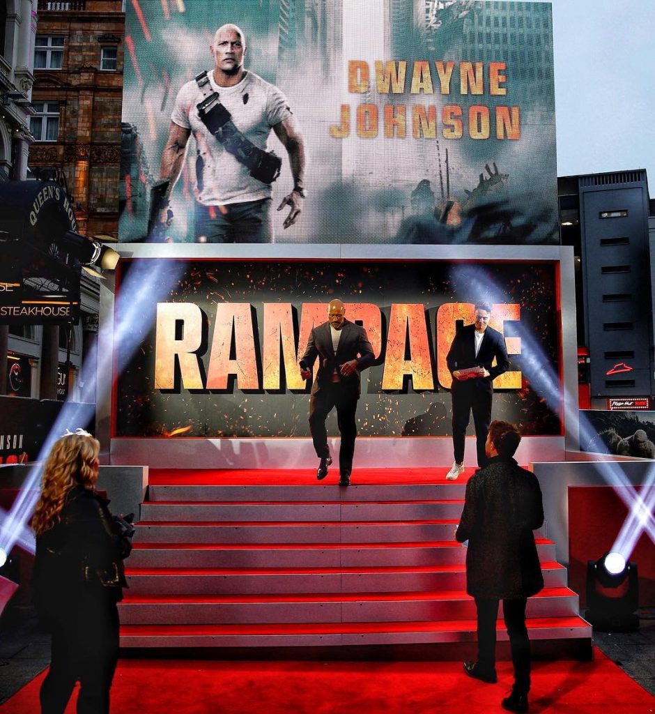 Invitó A La Roca A Su Baile De Graduación, Y El Actor La Sorprendió Con ...